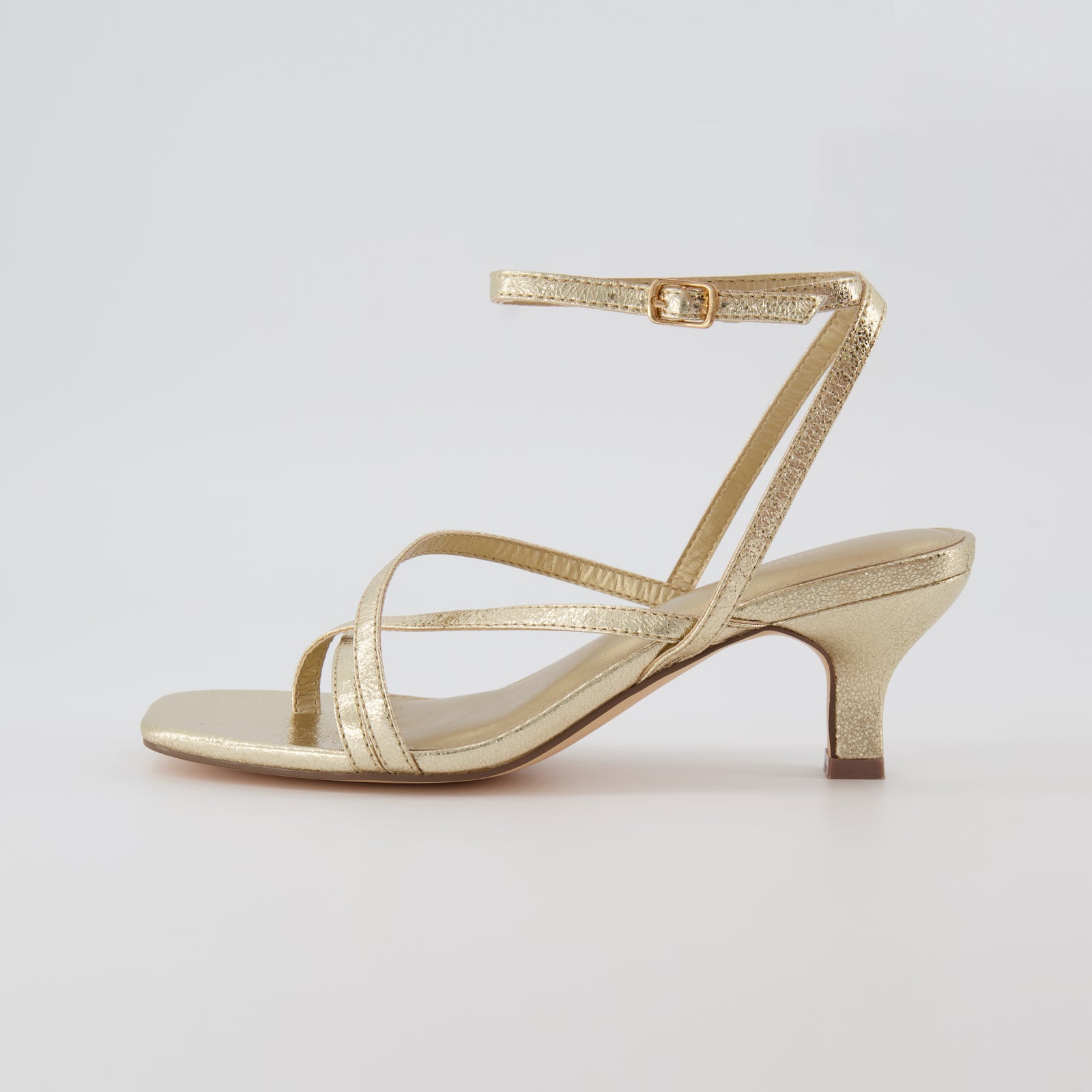 Cushionaire Women's Kitten Dress Sandal