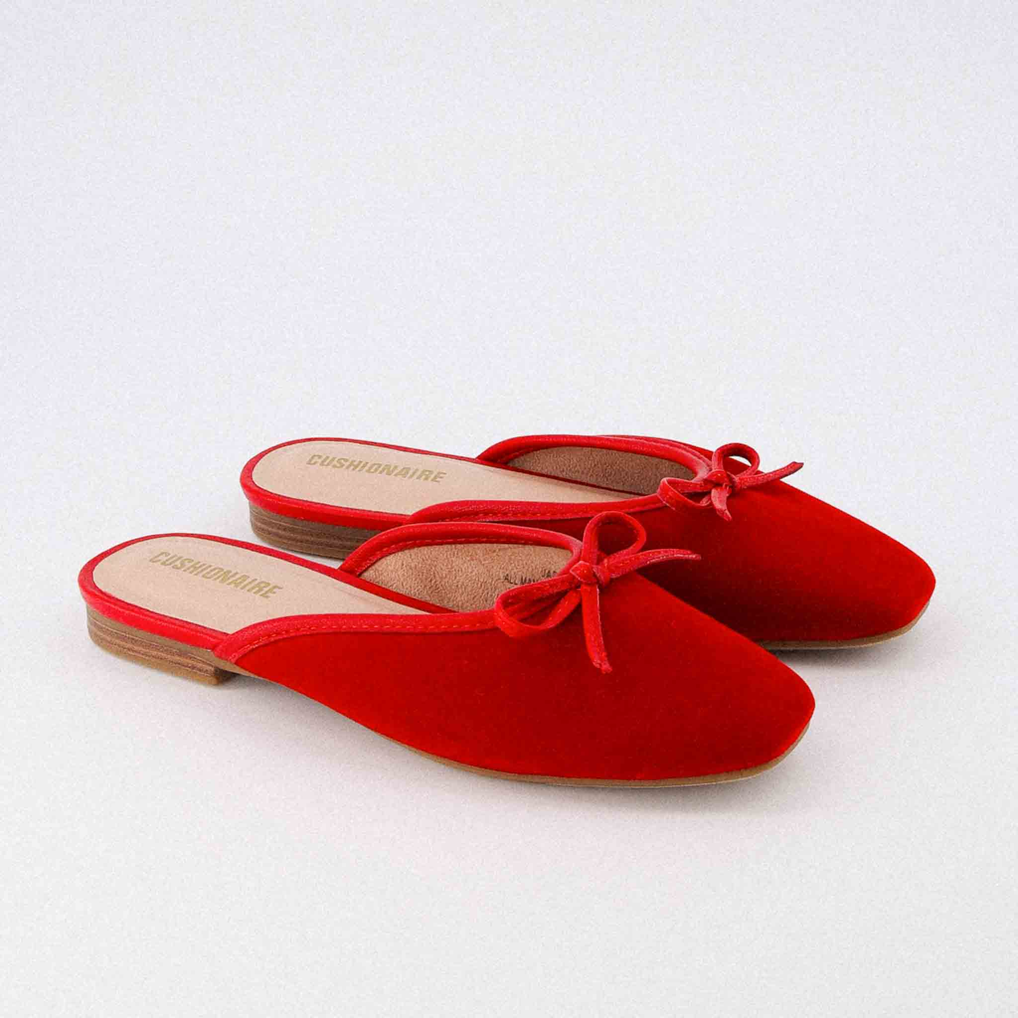 Cushionaire Women's Jade Velvet Ballet Mule